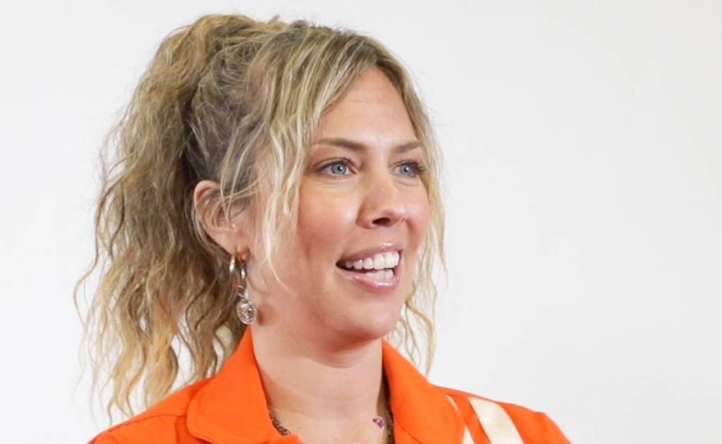 Vidéo : La créatrice de succès Jocelyn Alice parle de How Dare You, son premier album - Paroles ...