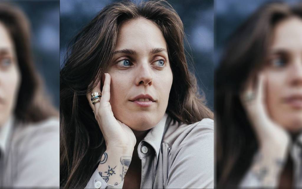 Meg Remy de U.S. Girls nous parle de son premier livre, « Begin by ...