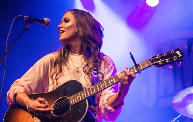 Emily Reid - By Dylan Mackenzie - Social - SOCAN Words and Music Emily Reid - By Dylan Mackenzie - Social - SOCAN Words and Music