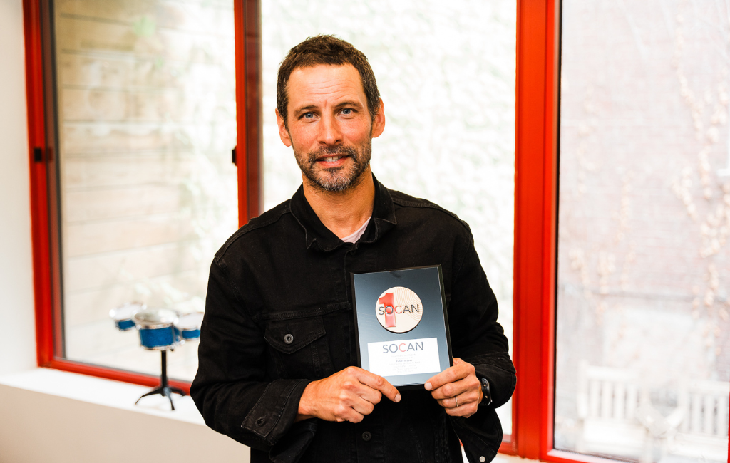SOCAN presents No. 1 Song Award to Sam Roberts - SOCAN Words and Music