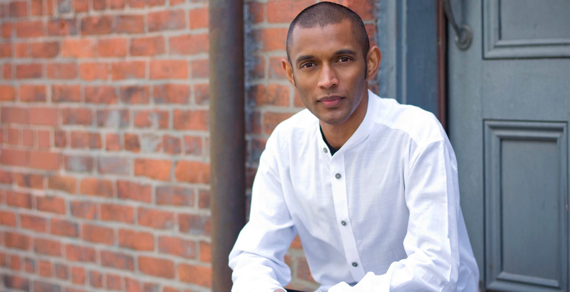 Dinuk Wijeratne unifies music of multiple cultures with “Identity ...
